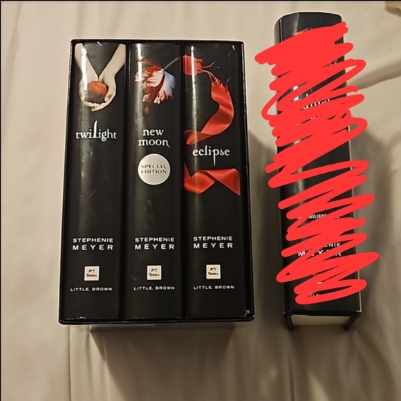 Other | Twilight Books | Poshmark